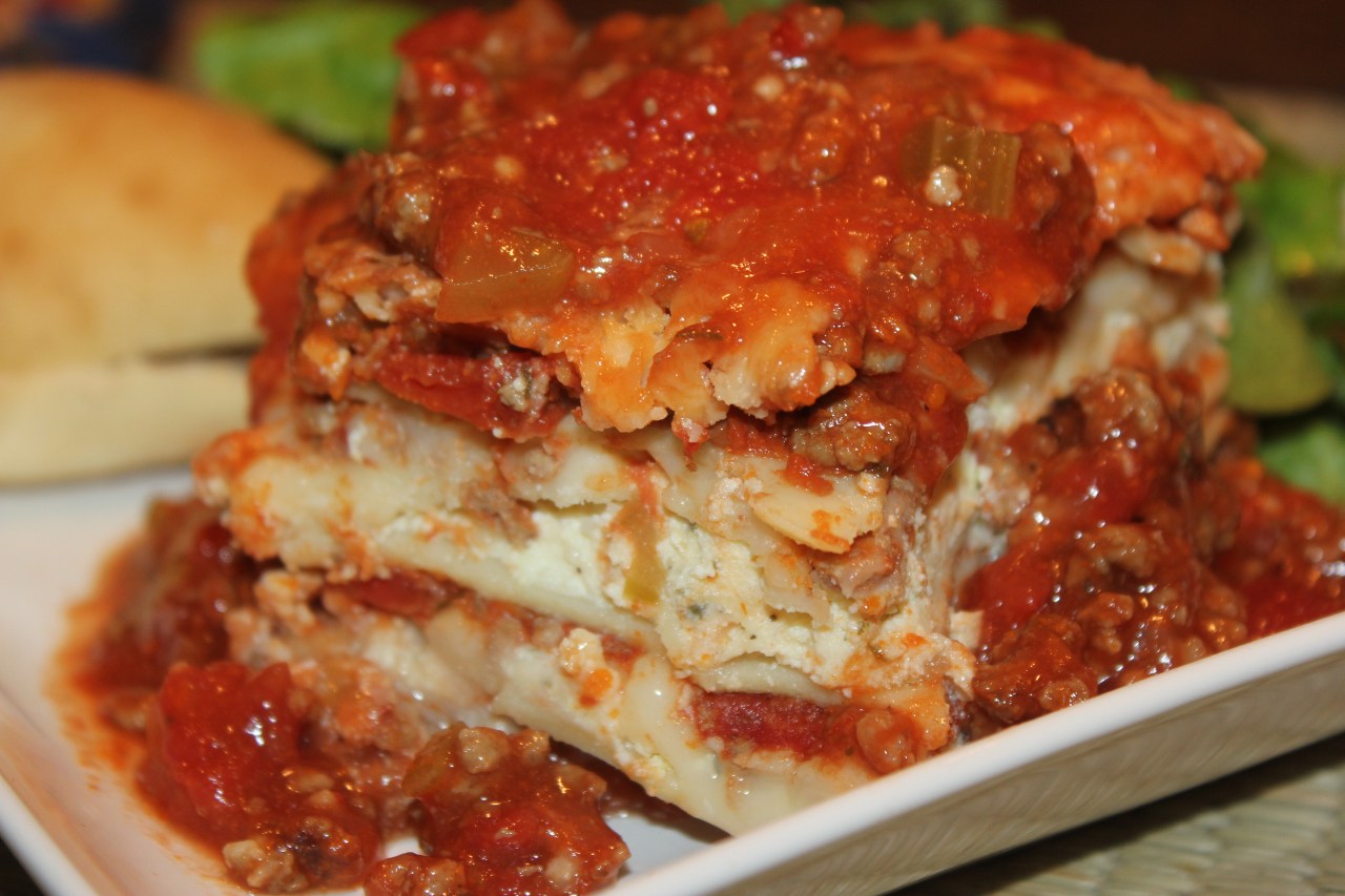 Kel’s Classic Lasagna, Comfort Food for a Crowd | Kel's Cafe of All ...